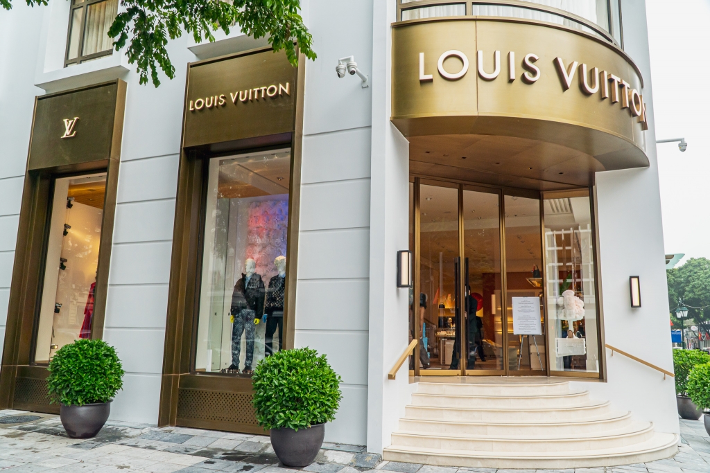 Sản phẩm mua từ Louis Vuitton Việt Nam bị cơ quan chức năng mỹ tiêu hủy?