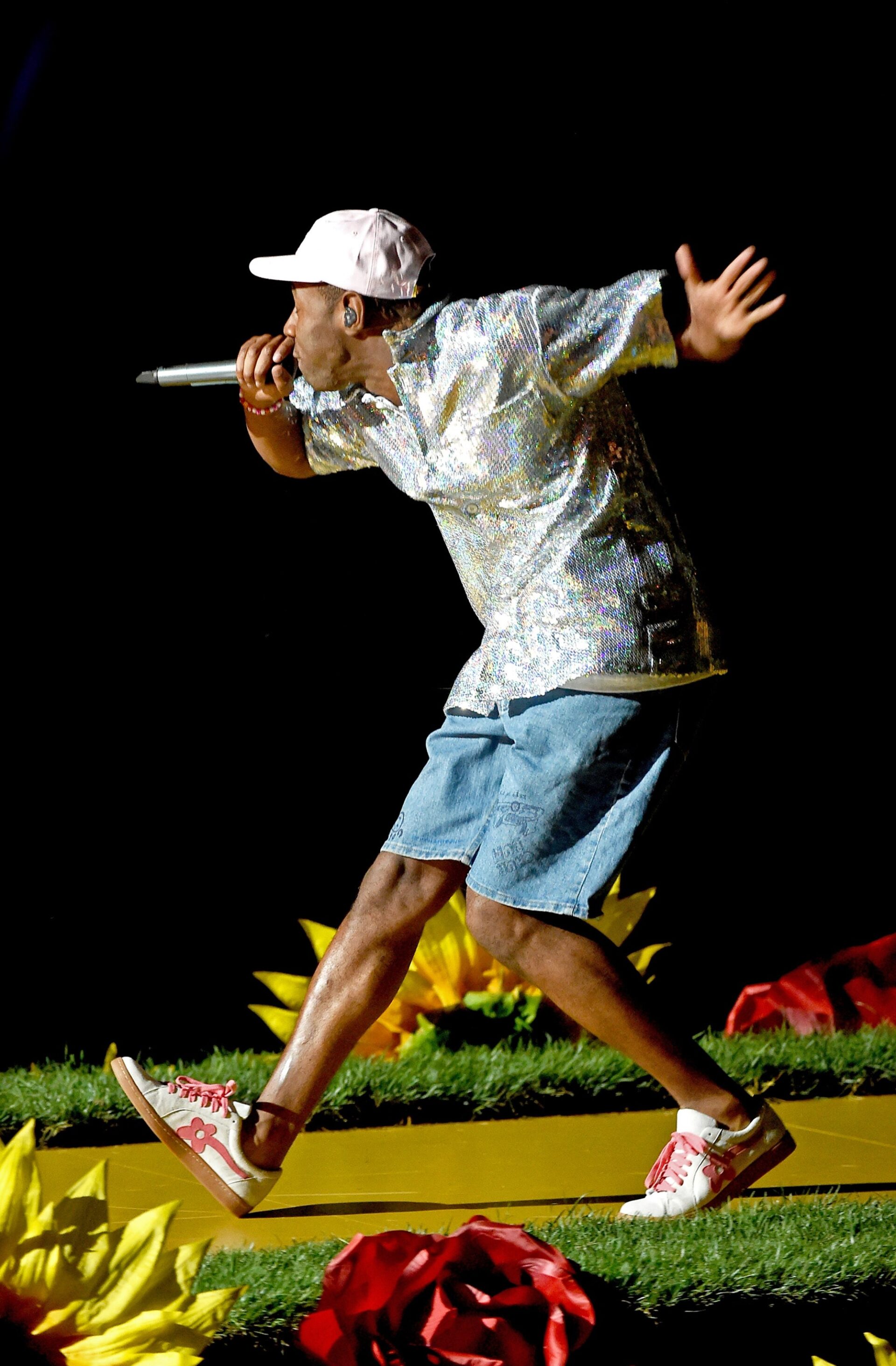 Tyler, The Creator: Chàng rapper say mê màu sắc và hoa hòe - Street Vibe